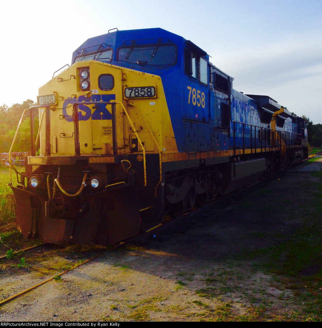 CSX 7858 / CSX 7859